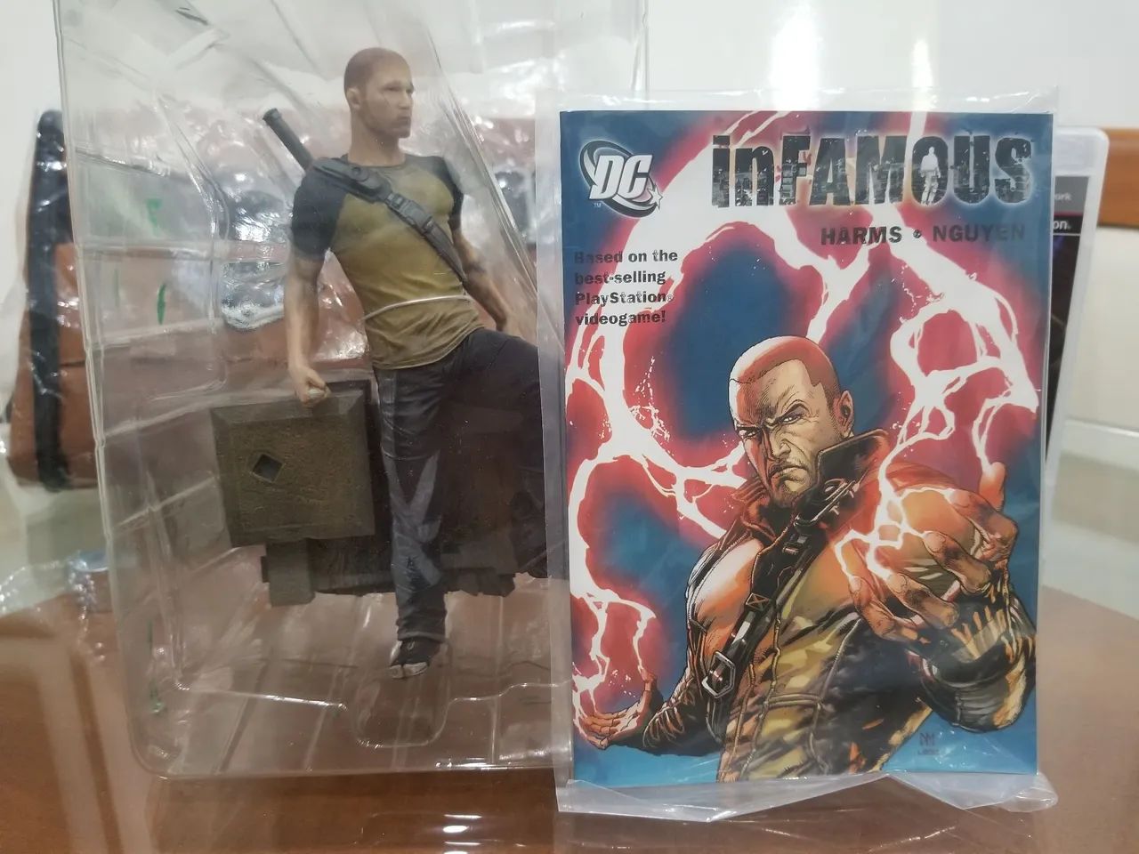 Infamous 2 - Hero Edition - PS3 - Jogos de Vídeo Game - Encantado, Rio ...