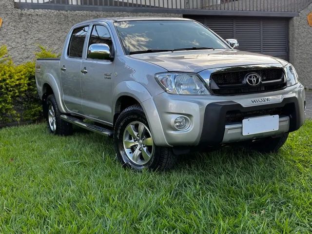 TOYOTA HILUX 2010 Usados e Novos