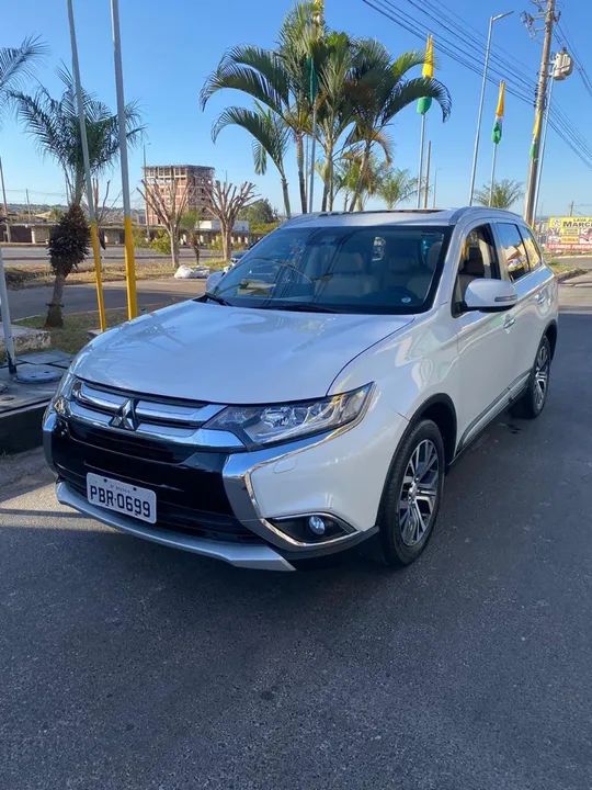MITSUBISHI OUTLANDER 2018 Usados e Novos