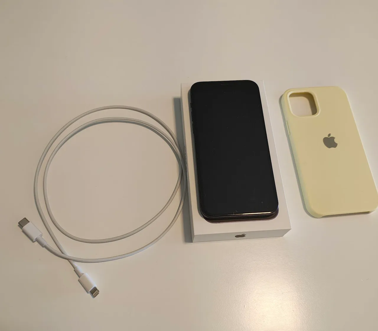 Celulares APPLE IPHONE 12 Usados, seminovos e Novos no Brasil