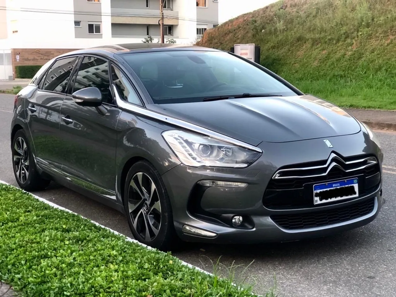 CITROEN DS5 Usados e Novos no PR