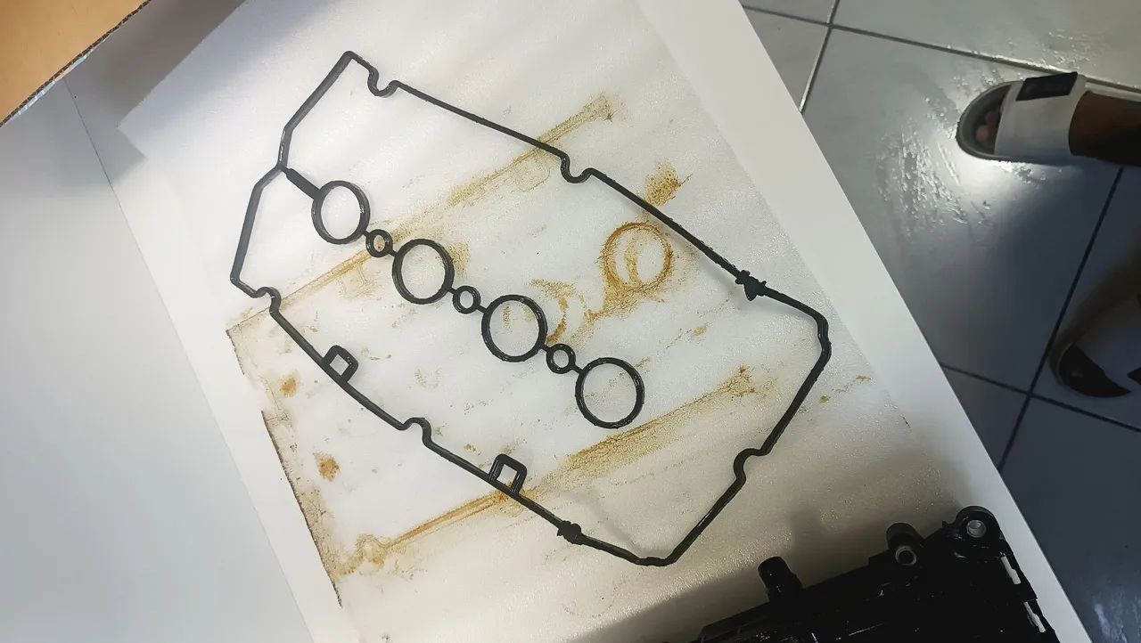 Tampa de Válvula motores 1.8 Família ecotec 16V (Cruze, Sonic, Traker ...