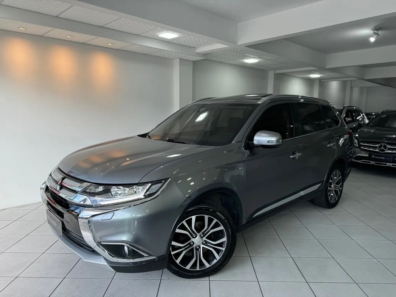 MITSUBISHI OUTLANDER 2018 Usados e Novos