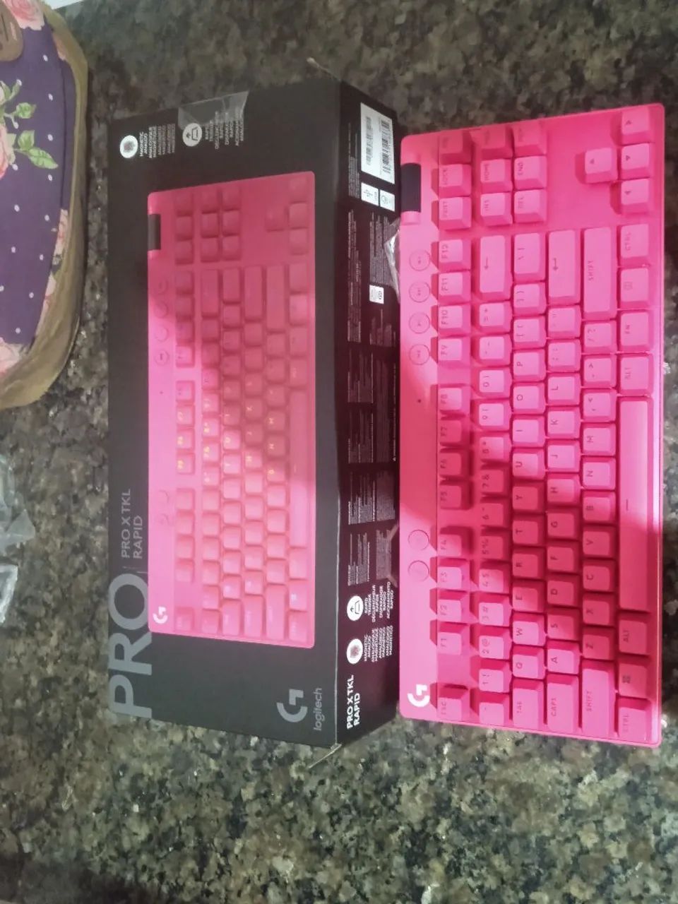 TECLADO LOGITECH G PRO X TKL - Periféricos e Acessórios de Computador ...