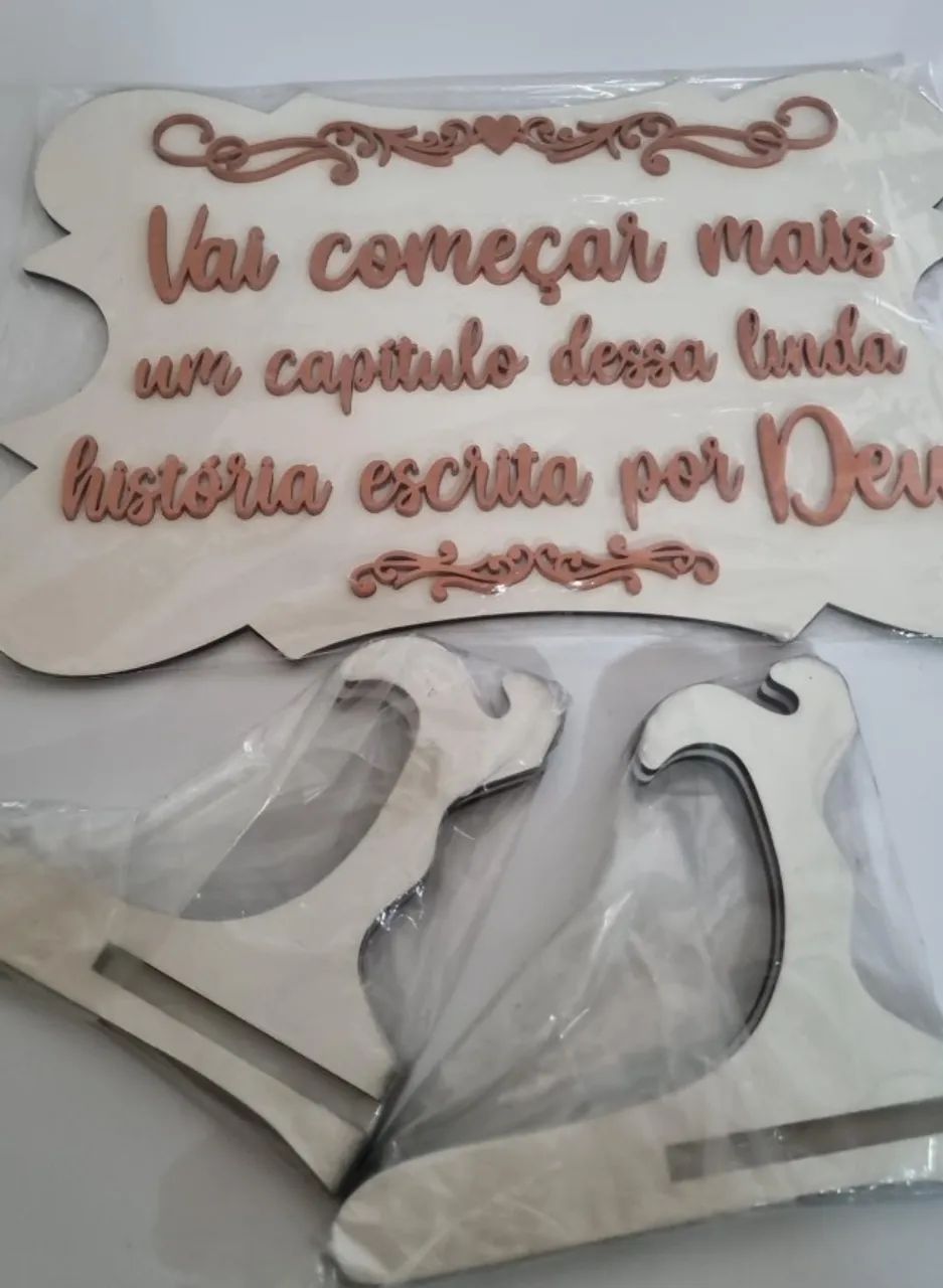 Placa para casamento com Tripé - nova - Acessórios - Santa Júlia ...