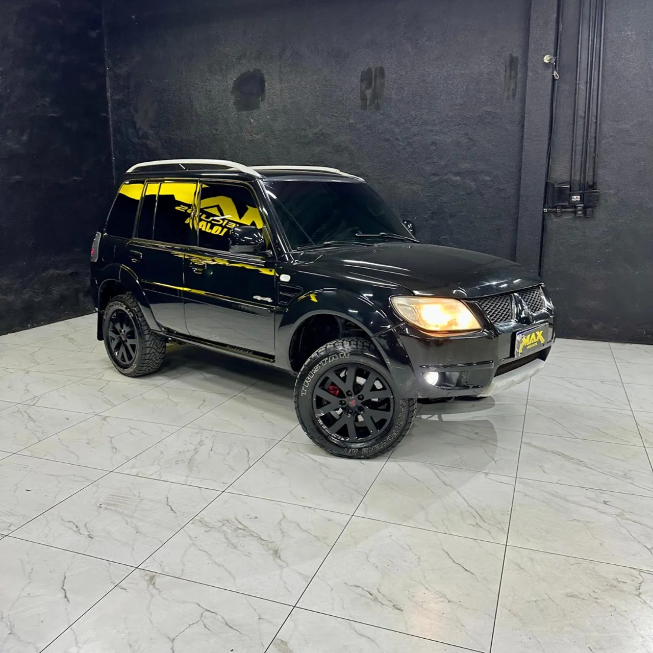 MITSUBISHI PAJERO TR4 2.0/ 2.0 FLEX 16V 4X4 AUT. Usados e Novos