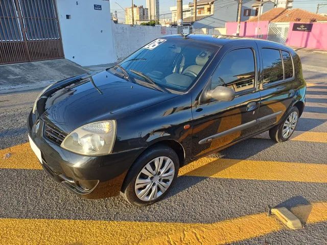 RENAULT CLIO 2006 Usados e Novos
