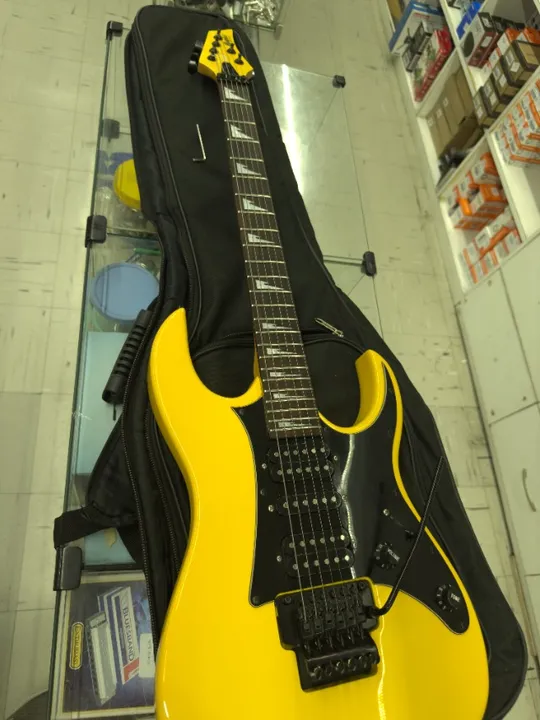 "guitarra mg 330" - Instrumentos musicais no Brasil