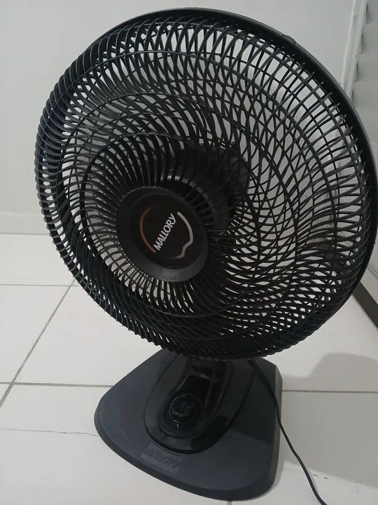 Ventilador Mallory silencioso perfeito estado - Ventiladores e ...