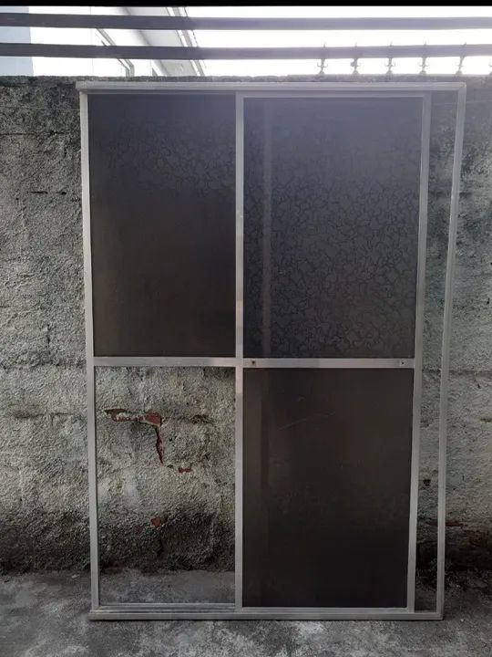 Porta Box em alumínio e acrílico - Portas e Janelas - Parque Lafaiete ...