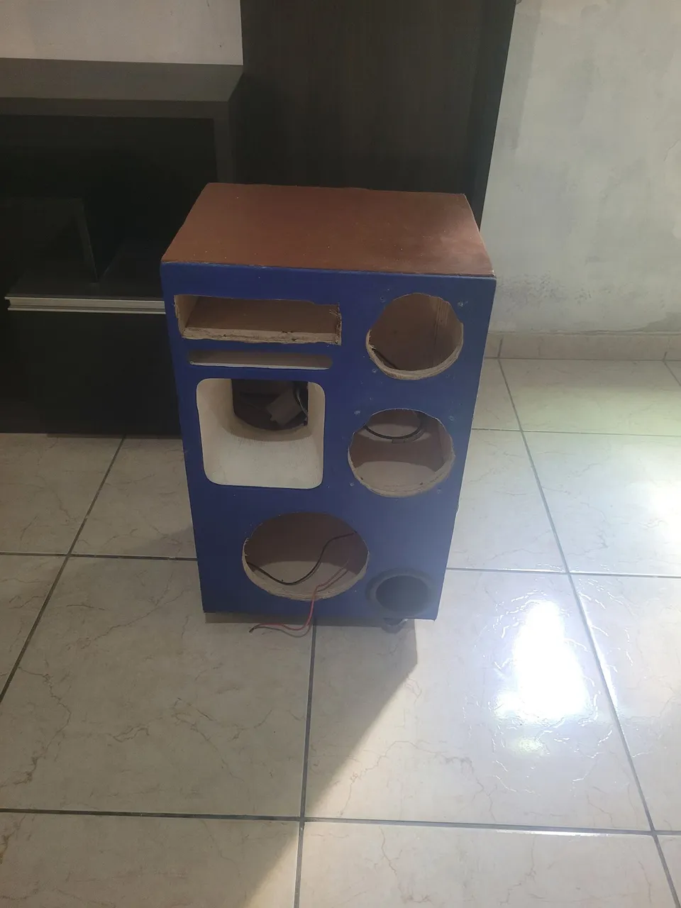 "caixa 8 polegadas" no Brasil