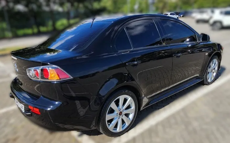 "mitsubishi lancer" - Carros Usados e Novos à venda