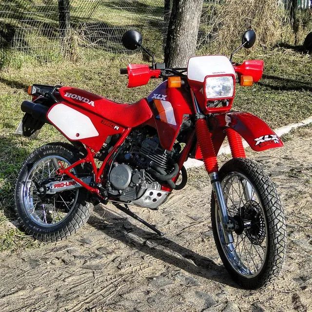 Motos HONDA XLX no Brasil
