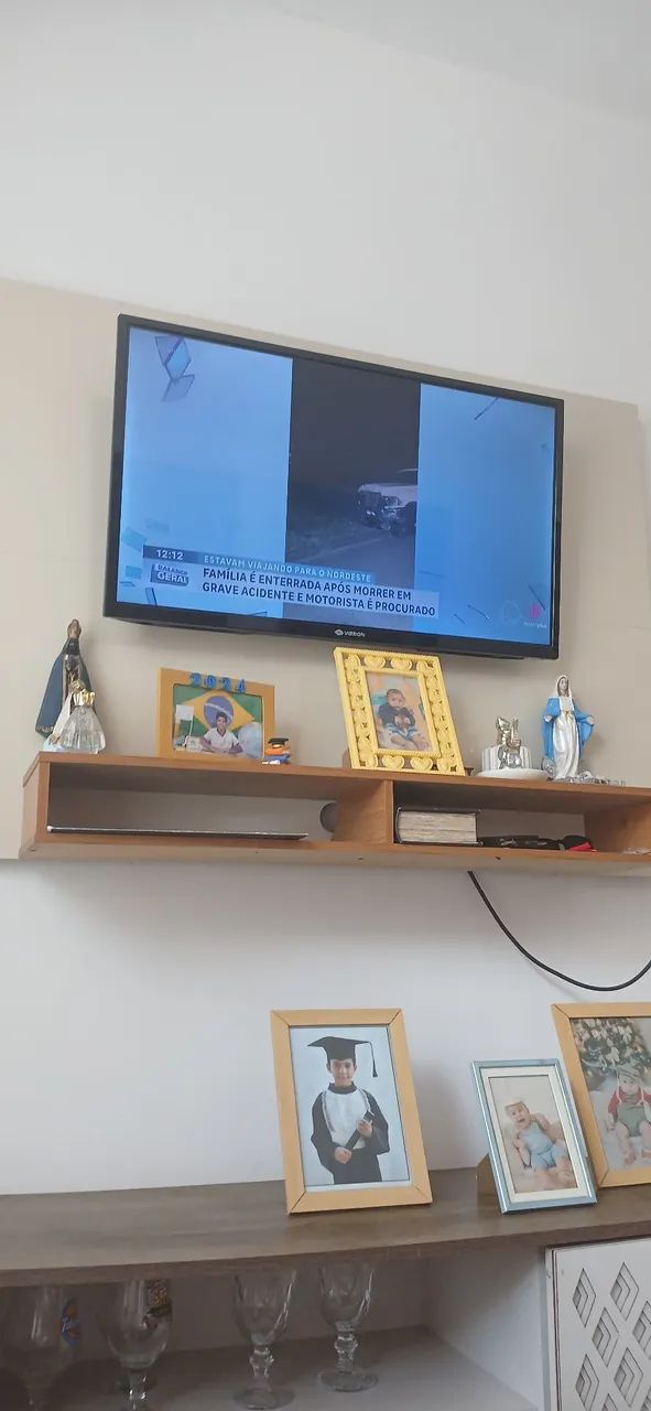 Estou vendendo uma TV 24 polegadas no valor 400 - TVs - Extremoz ...