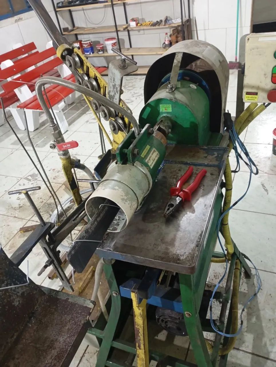 Máquina de fabricar tela de alambrado - Máquinas para produção ...