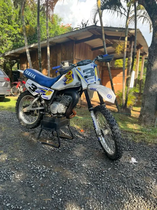 Motos YAMAHA DT no Brasil