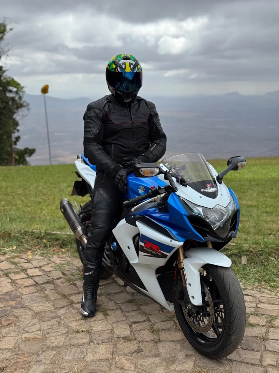 "moto suzuki srad 1000" no Brasil
