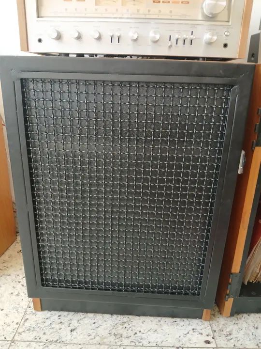 Rack modelo industrial madeira demolição guarda vinil lp cd - Racks e ...