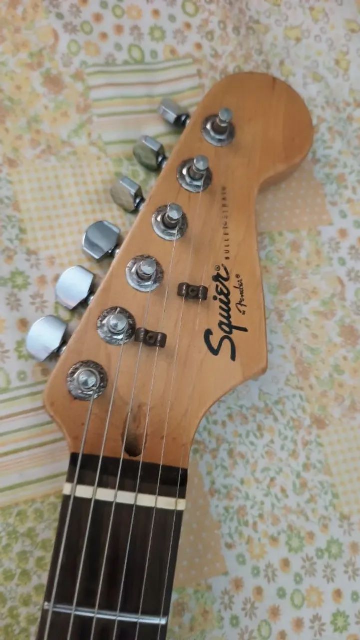 Squier Bullet Strat - Instrumentos musicais - Coqueiro, Belém ...
