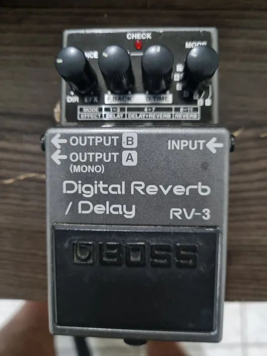 Pedal de Efeito Boss RV-3 Digital Reverb/Delay - Instrumentos musicais ...