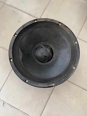 "medio grave jbl 8" no Brasil