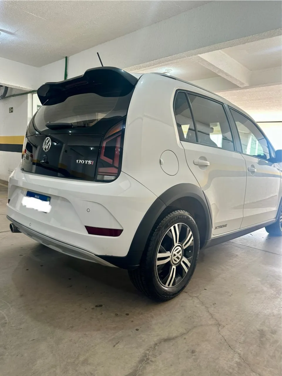 VOLKSWAGEN UP! 2020 Usados e Novos