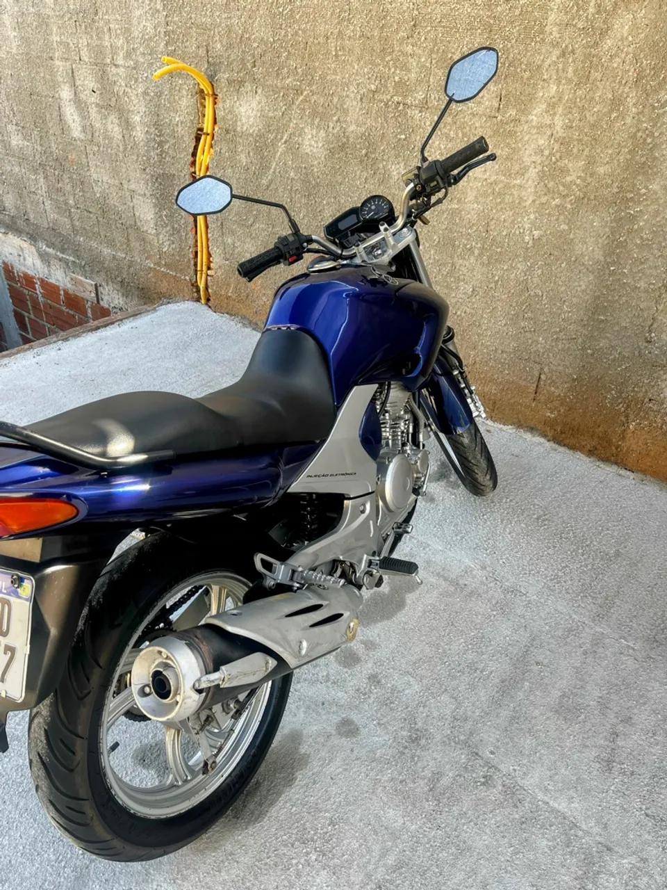 Motos Yamaha Fazer 2008 no Brasil