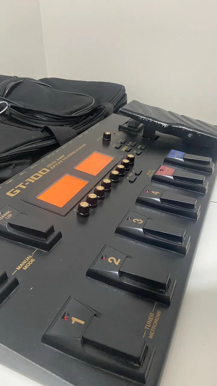 PEDALEIRA BOSS GT-100 + Bag + Fonte original Roland - Instrumentos ...