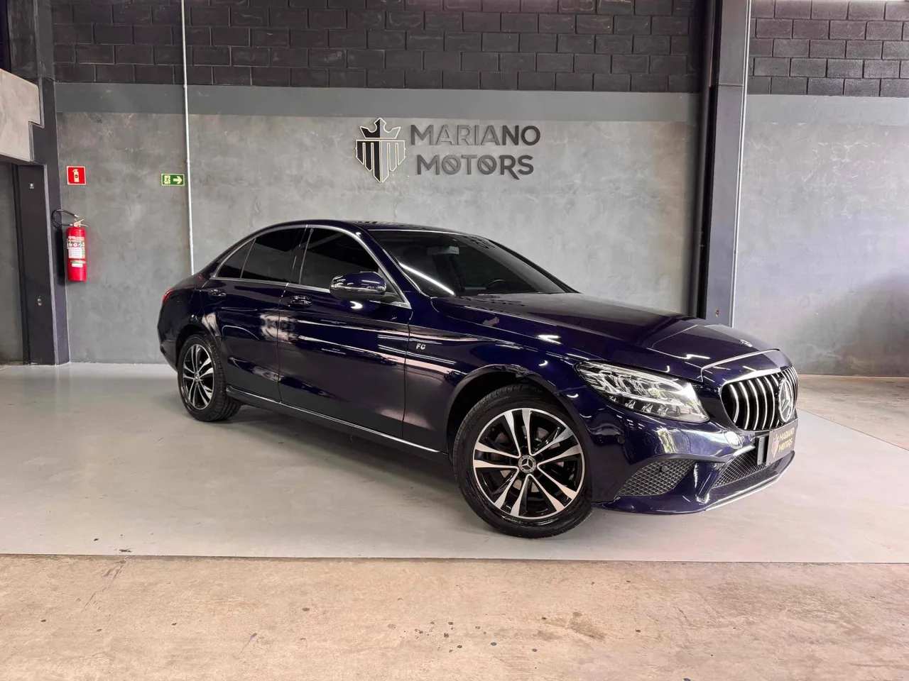 MERCEDES-BENZ C-180 2019 Usados e Novos