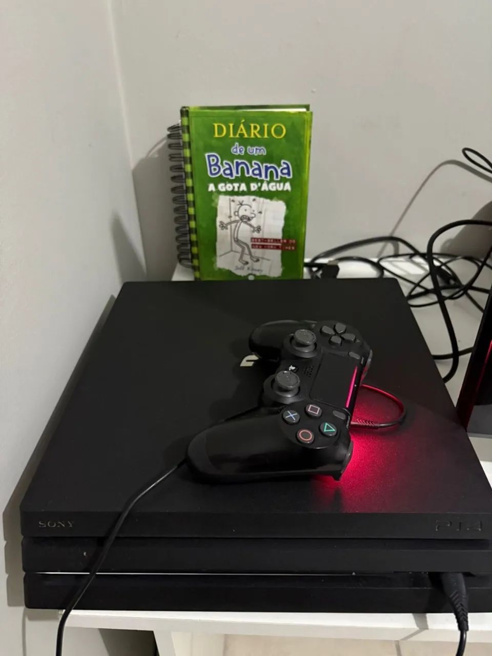 Playstation 4 PRO, de 1 TB, perfeito! - Consoles de Vídeo Game ...