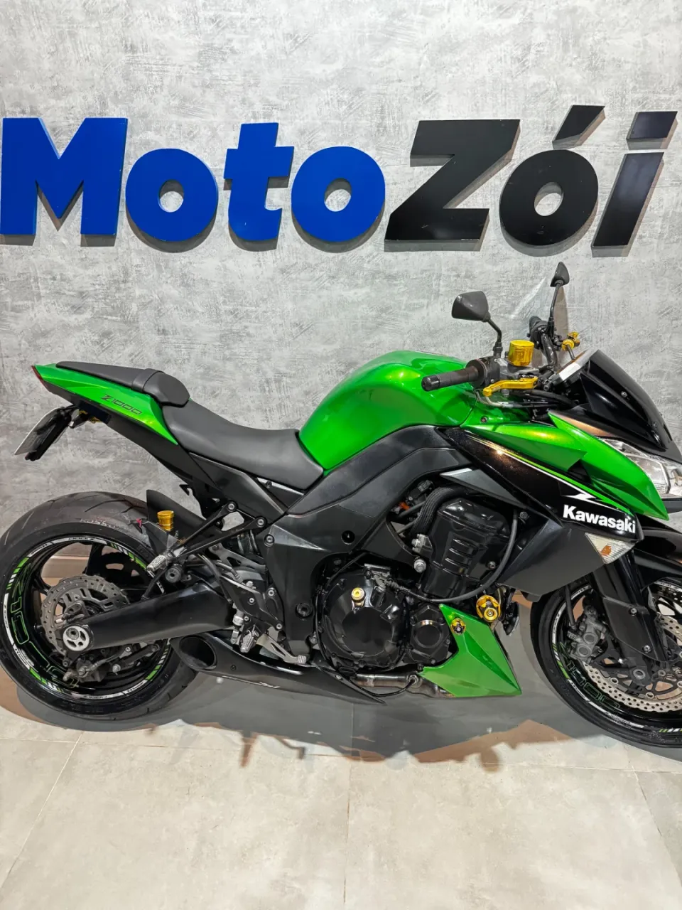 Motos KAWASAKI Z 1000 no Brasil