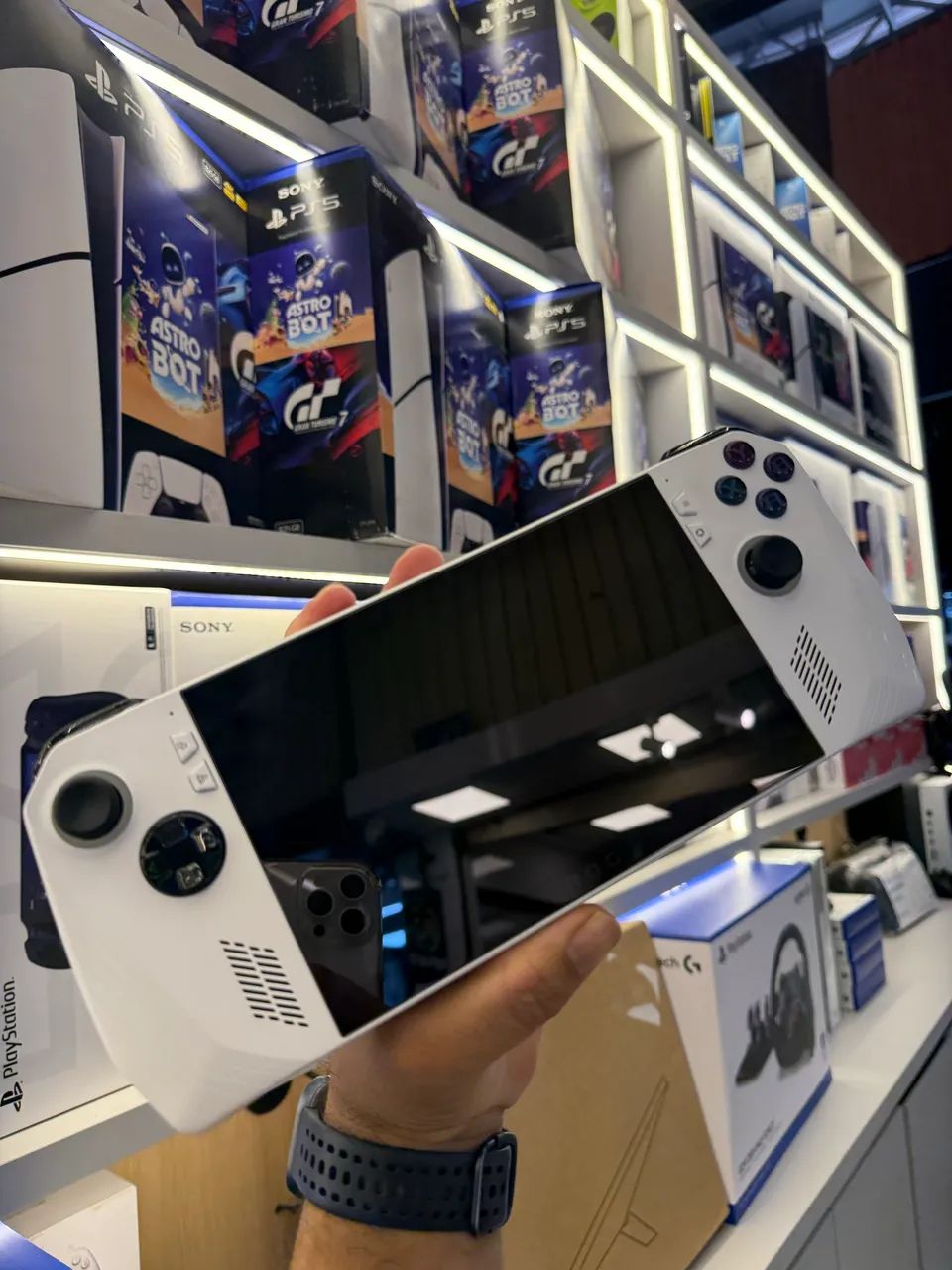 Rog Ally Z1 16gb Ram 512GB - Seminovo + 3 meses de garantia - Consoles ...