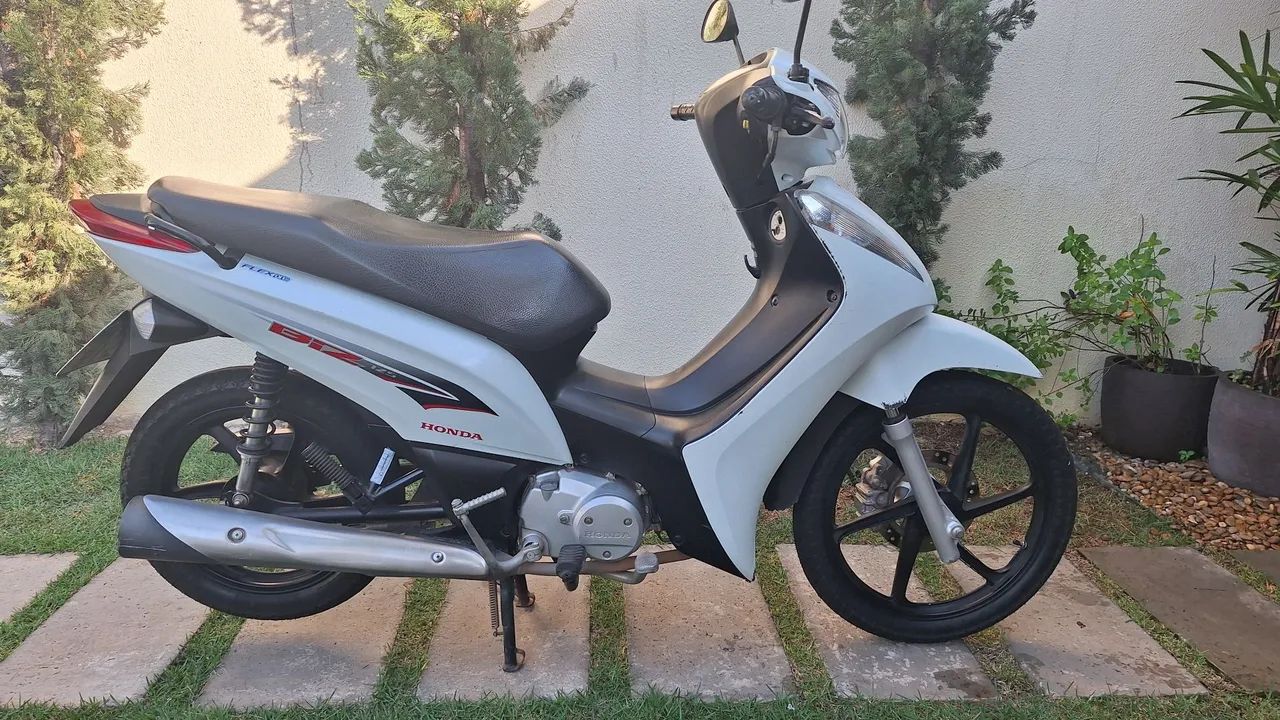 Motos HONDA BIZ 2015 no Brasil