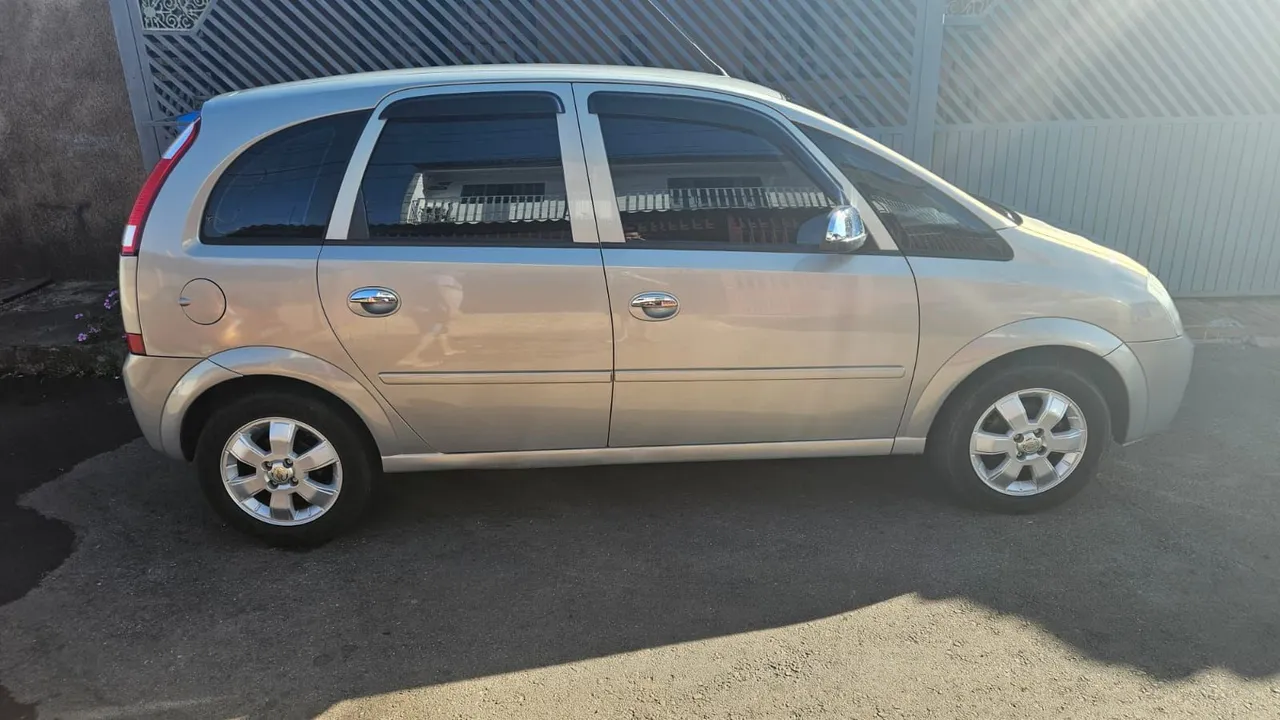 CHEVROLET MERIVA 2005 Usados e Novos