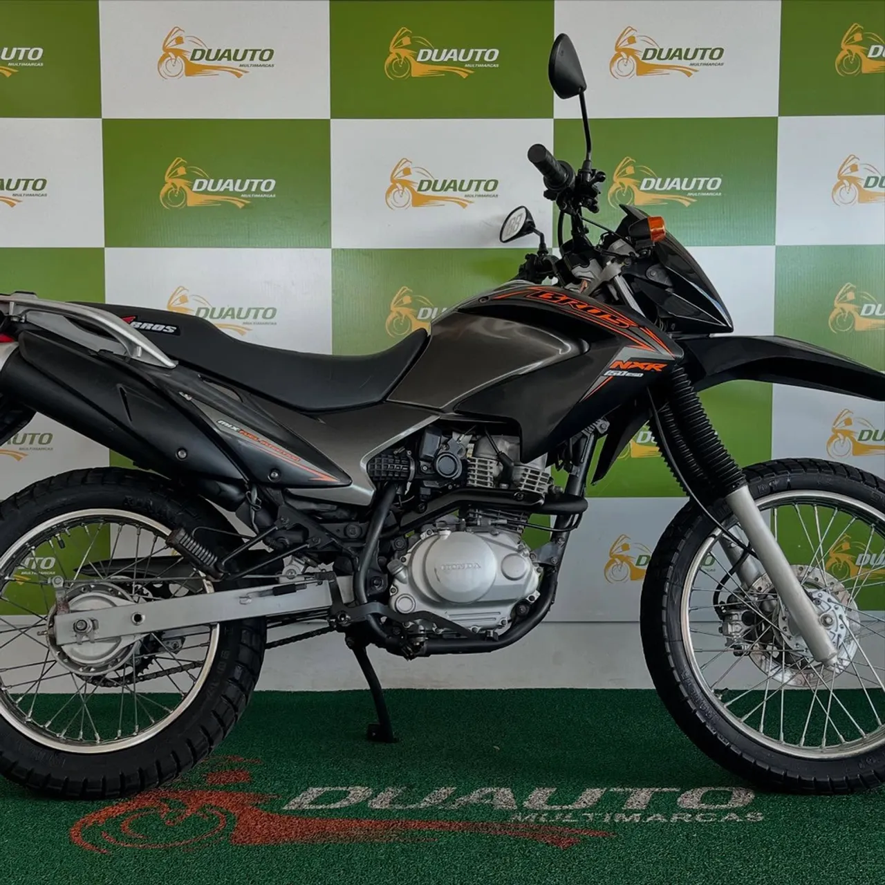 Motos HONDA NXR no Brasil