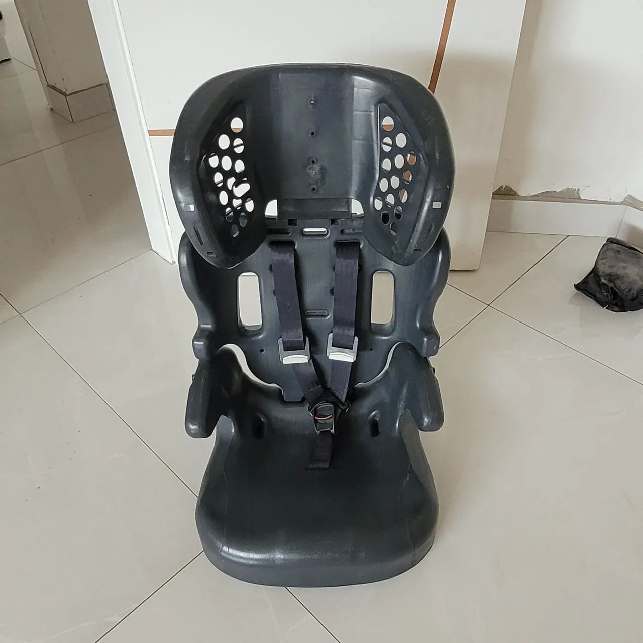 Cadeirinha de Bebê Beline SP e assento de elevação 2em 1 (9kg a 36kg ...