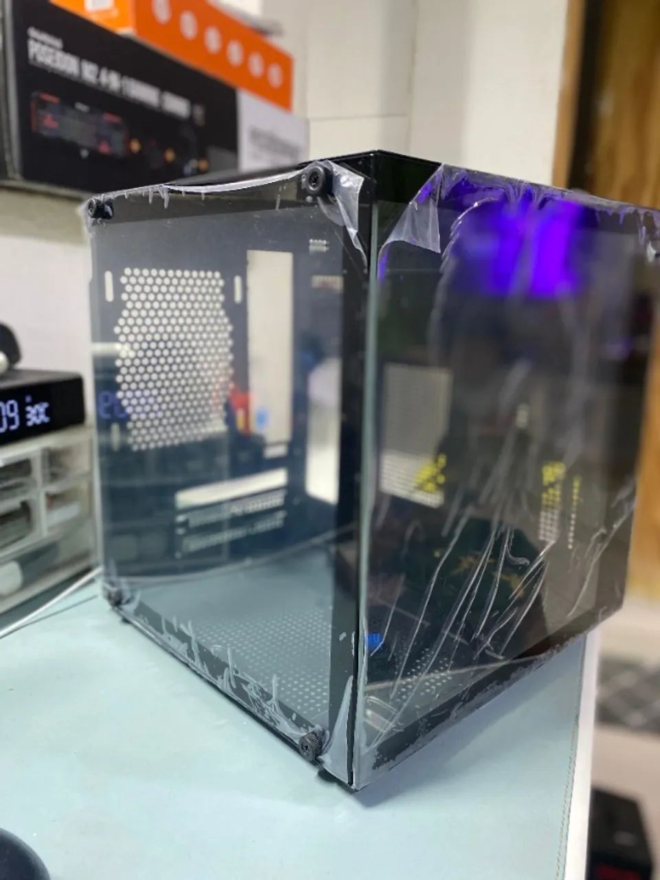 Gabinete Gamer Pichau Atom , Mini-Tower, Lateral de Vidro - Sem fans ...