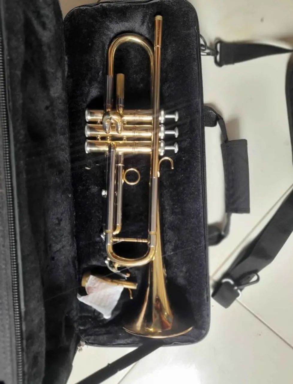 Trompete tr eagle 504 e venova yamaha pra vender - Instrumentos ...
