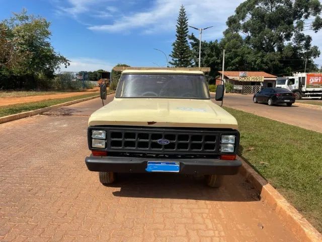 FORD F-4000 Usados e Novos