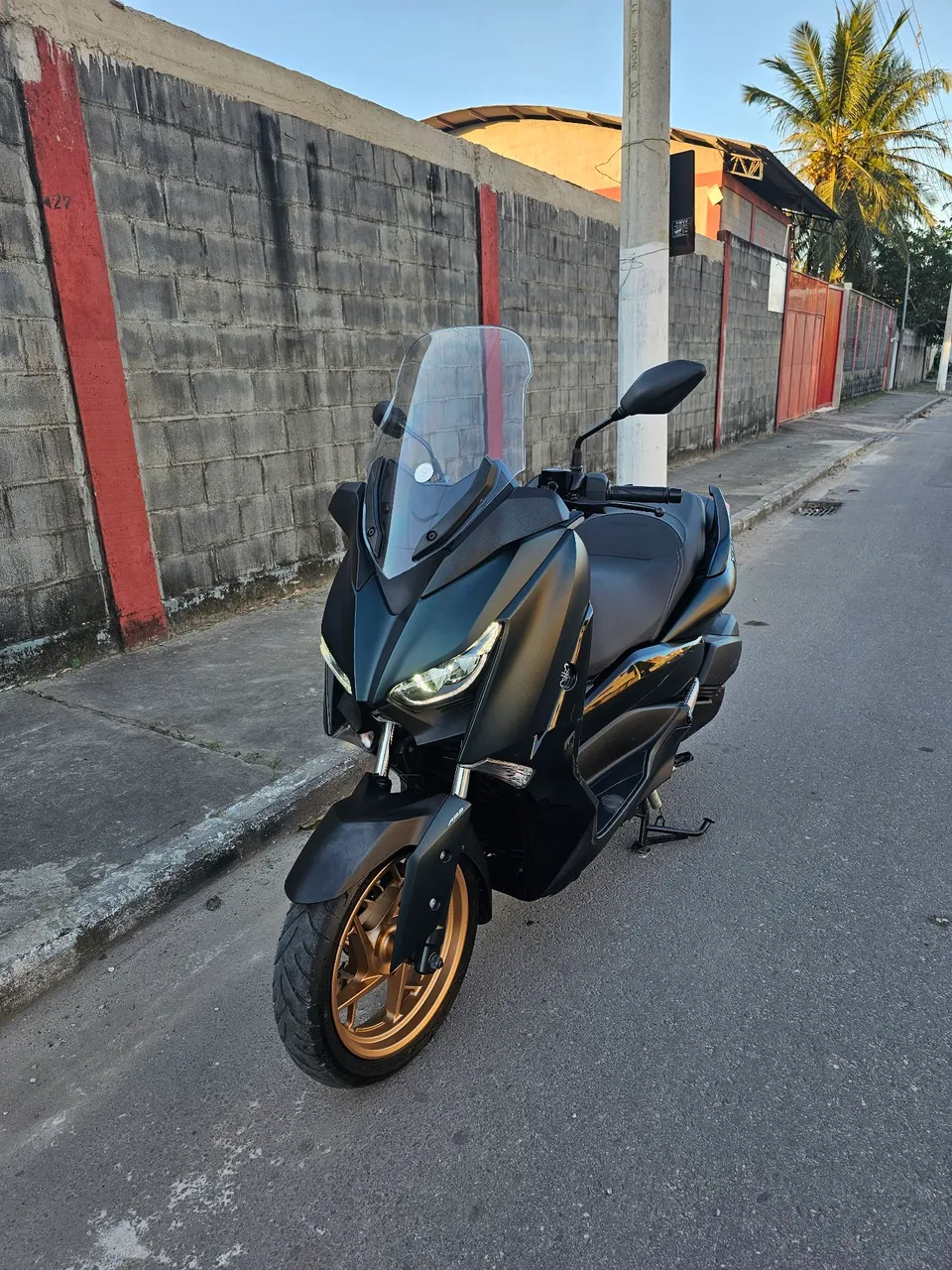 Motos YAMAHA XMAX 2024 no Brasil