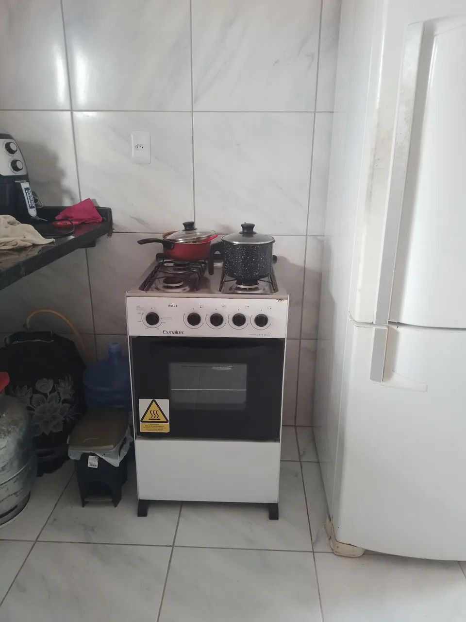 Vende-se fogão 4 bocas, bem conservado, tá funcionando tudo - Fogões e ...