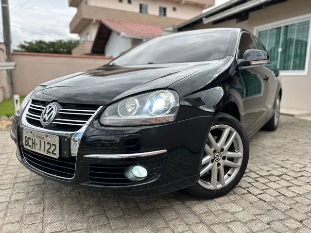 VOLKSWAGEN JETTA 2010 Usados e Novos