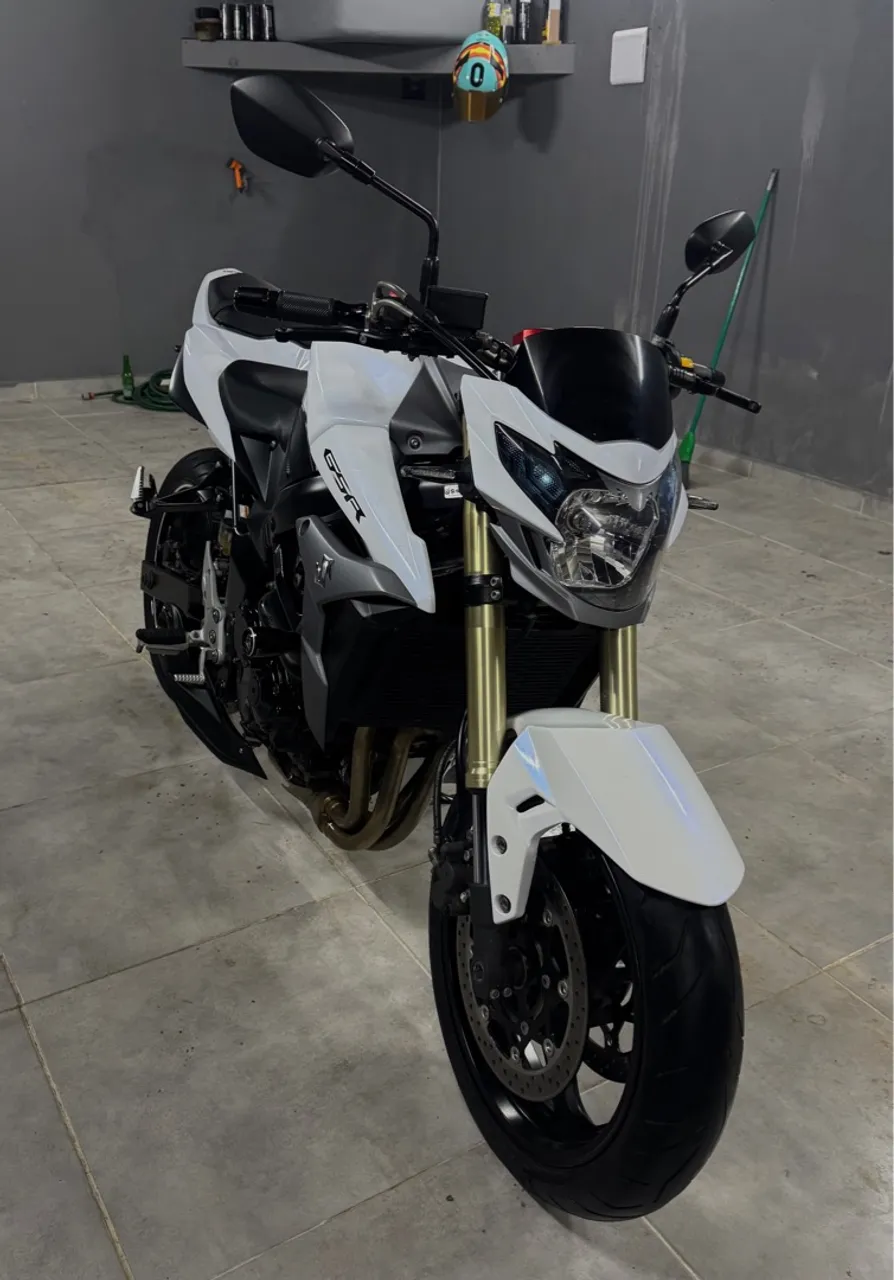 Motos SUZUKI GSR 2016 no Brasil