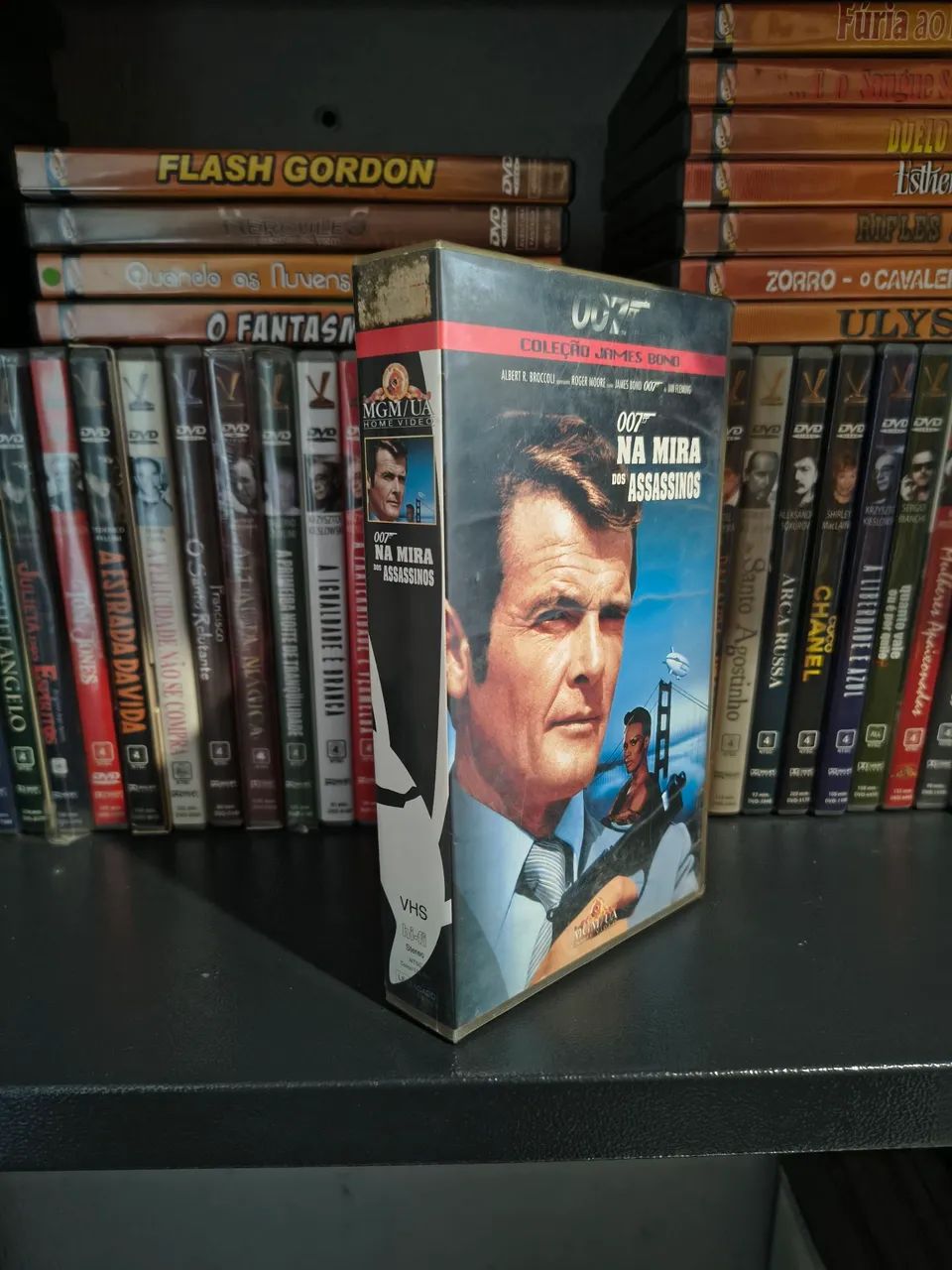 Fita VHS 007 - Na Mira dos Assassinos - DVD, Blu-Ray e Vídeo Cassete ...
