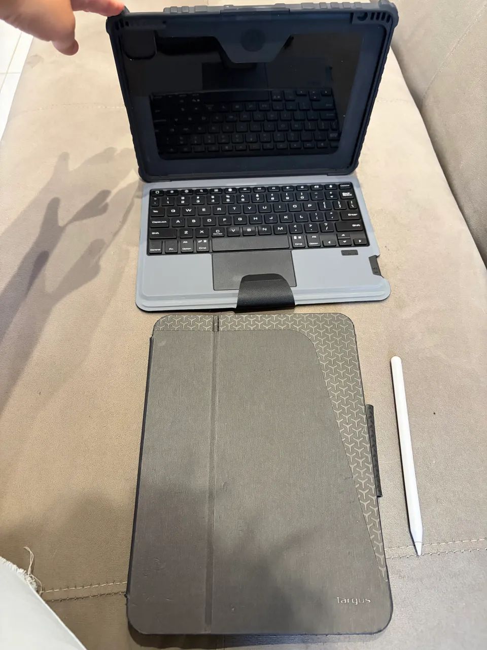 iPad Air 5ª Geração Apple (Chip M1) 64GB - Estado de Novo + Acessórios ...