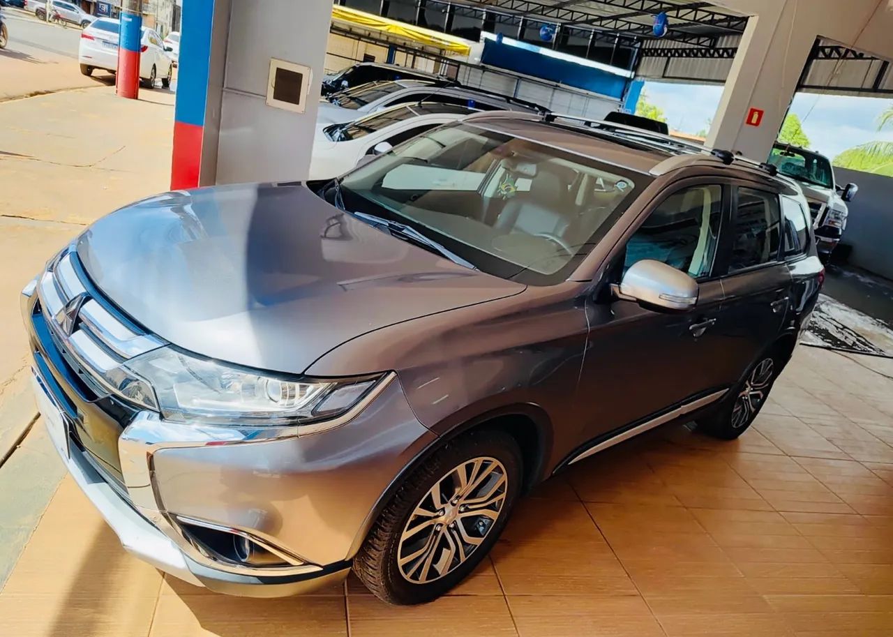 MITSUBISHI OUTLANDER 2018 Usados e Novos