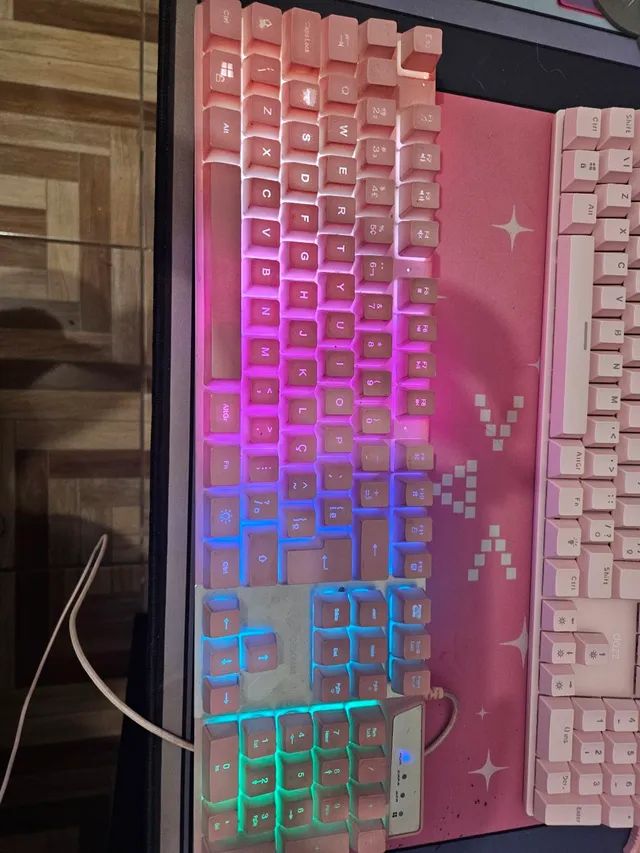 "teclado rosa" no Brasil