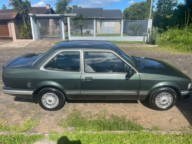 VOLKSWAGEN APOLO Usados e Novos