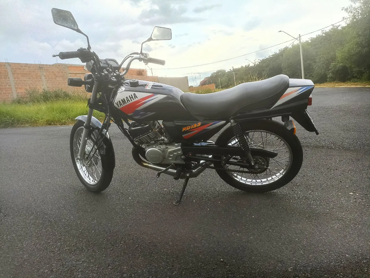 Motos YAMAHA RD no Brasil