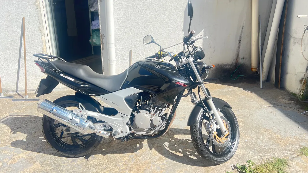Motos YAMAHA FAZER em Minas Gerais